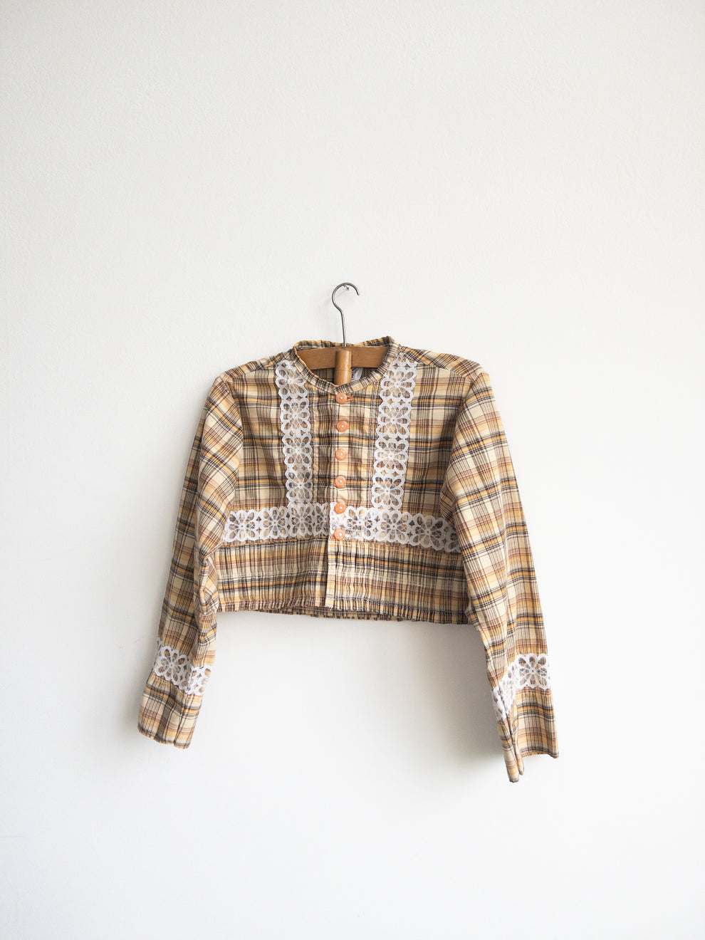 Jupka Tartan – Story of Tablecloth